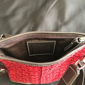 Coach | Bags | Coach Signature Jacquard Crossbody Swingpack Purse ...